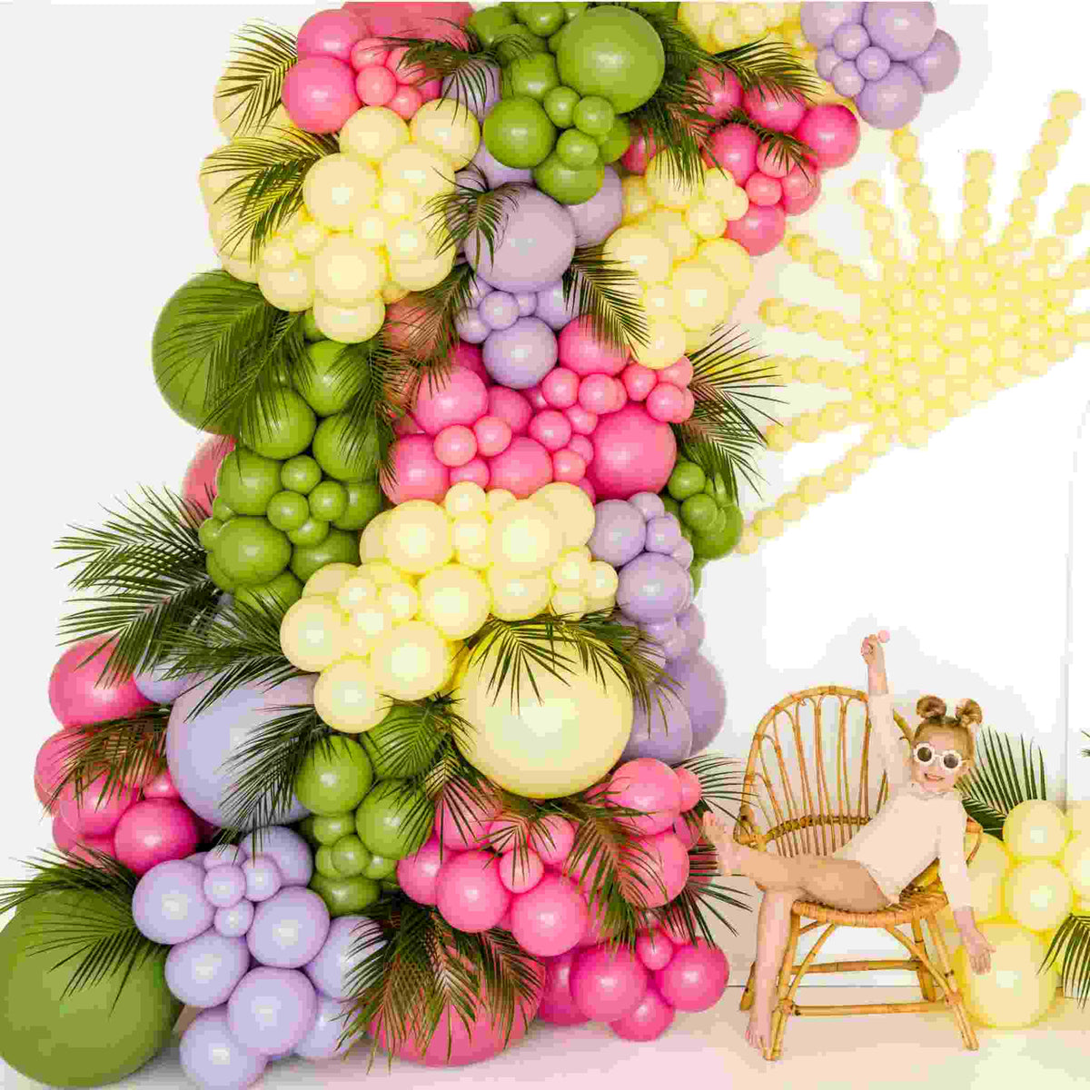 Tuftex Fiona Green Latex Balloons | 17 Inch | partyHAUS